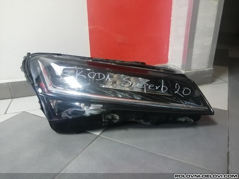 Skoda Superb Svetla I Signalizacija