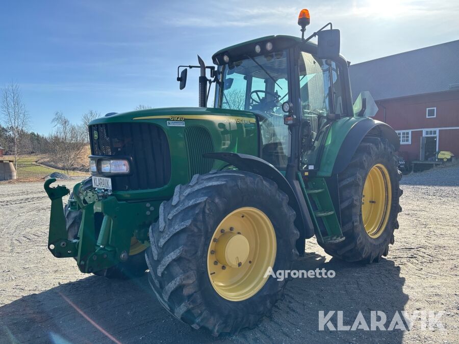 Prodaje se John Deere 6920 traktor točkaš na aukciji