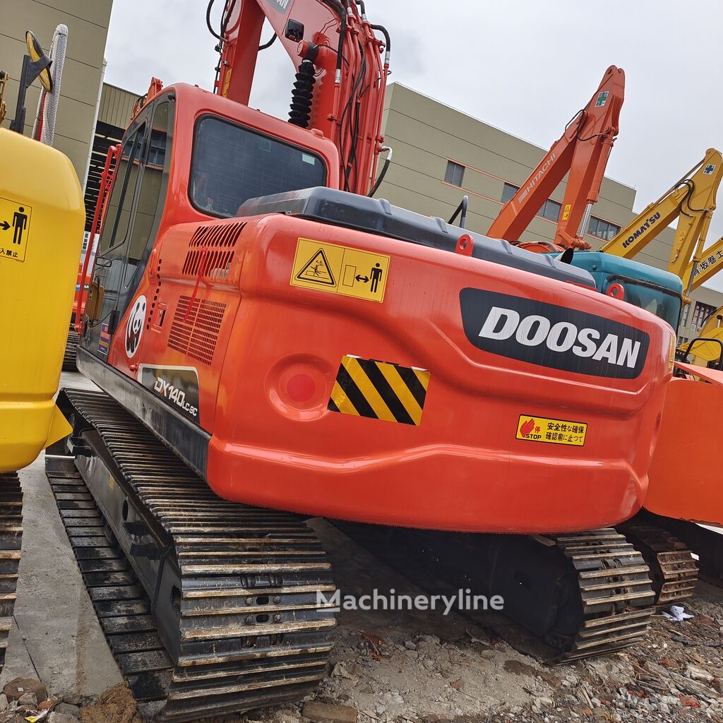 Doosan DH150 bager guseničar