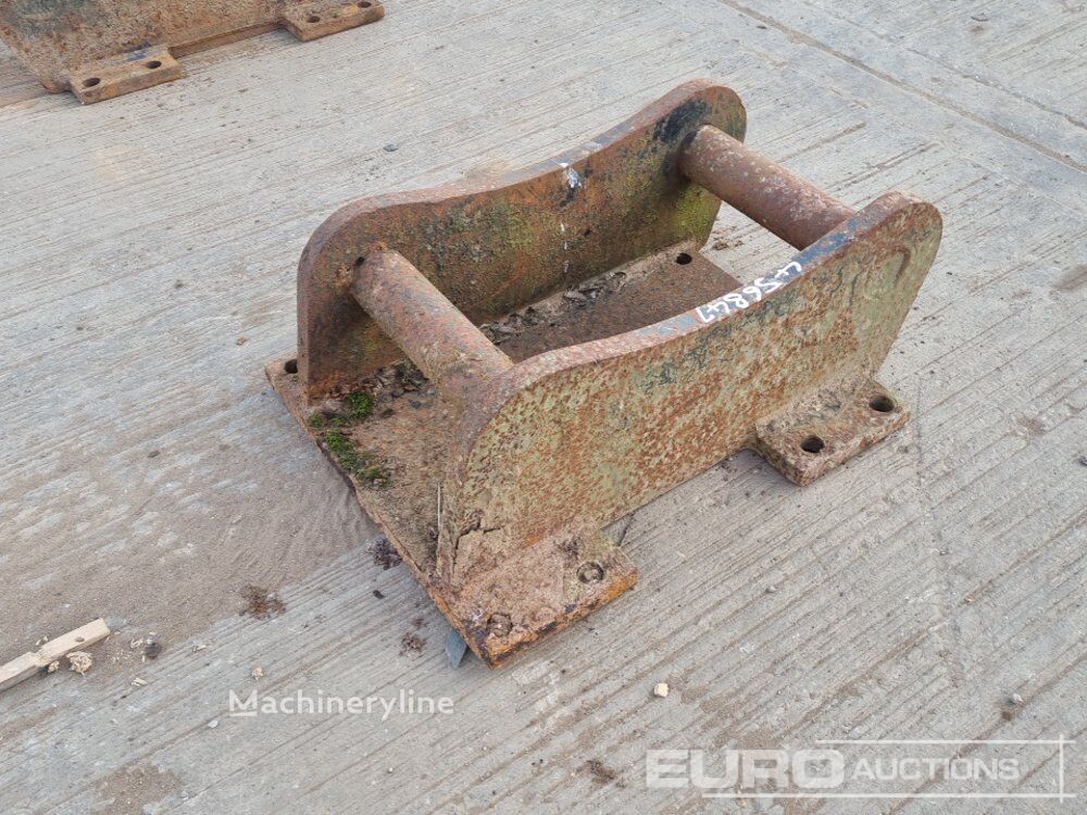 Prodaje se Headstock 70mm Pin to suit 14-16 Ton Excavator hidraulični čekić na aukciji