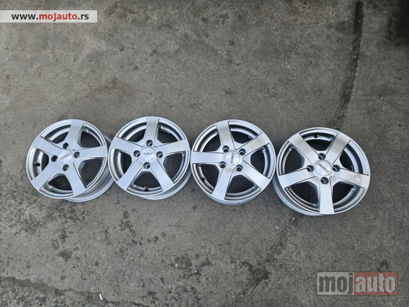 AluFelne 13Coli 4x100 Volkswagen Opel Toyota kao nove Odlicne