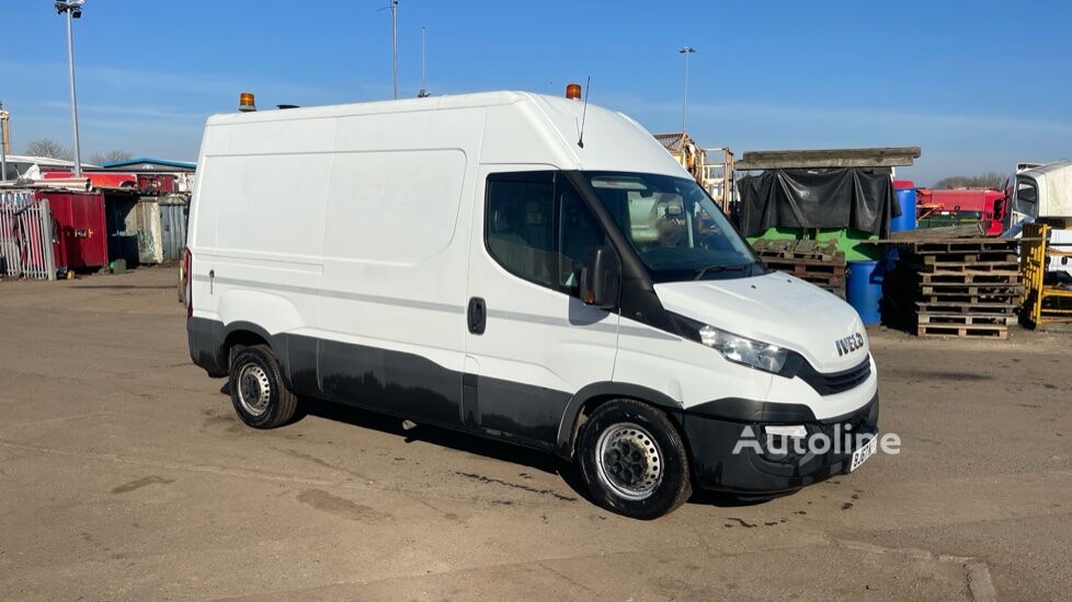 Prodaje se IVECO DAILY 35-120 minibus furgon na aukciji