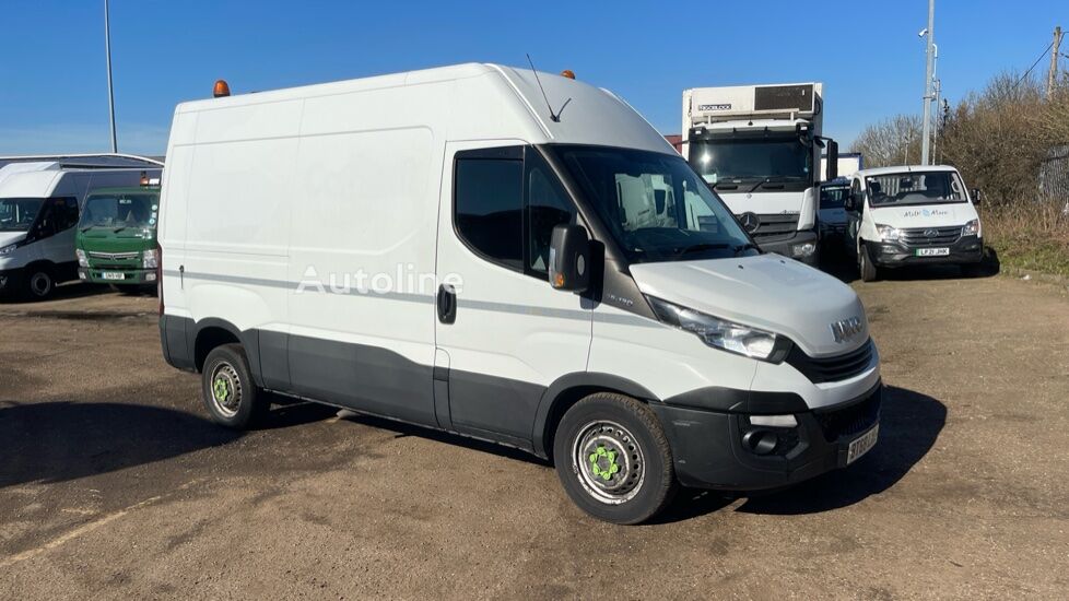 Prodaje se IVECO DAILY 35-120 minibus furgon na aukciji