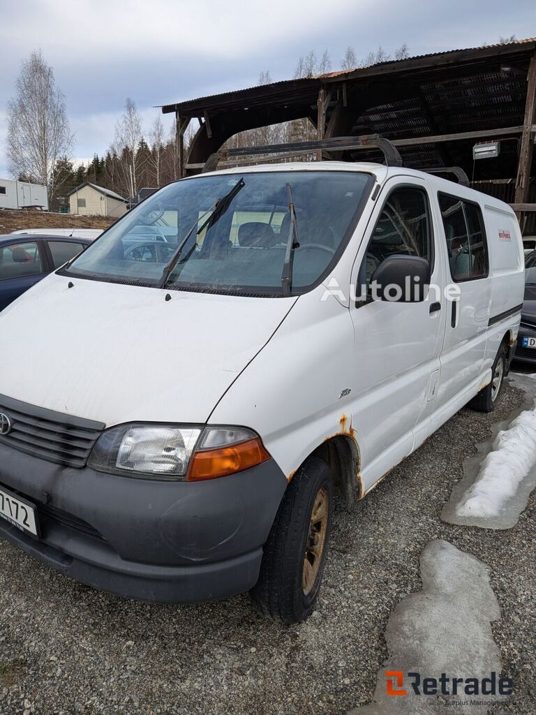 Prodaje se Toyota HIACE 4WD minibus furgon na aukciji