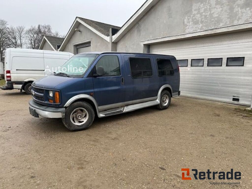 Prodaje se Chevrolet CHEVY GMT 600 VAN minibus furgon na aukciji