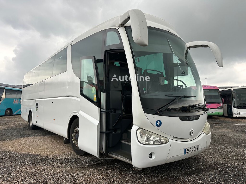 IVECO IRIZAR PB HDH turistički autobus