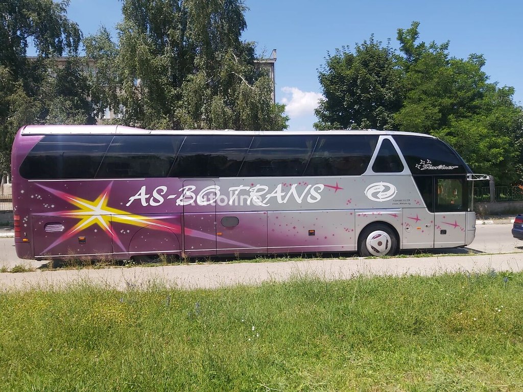 Neoplan Starliner N516 turistički autobus