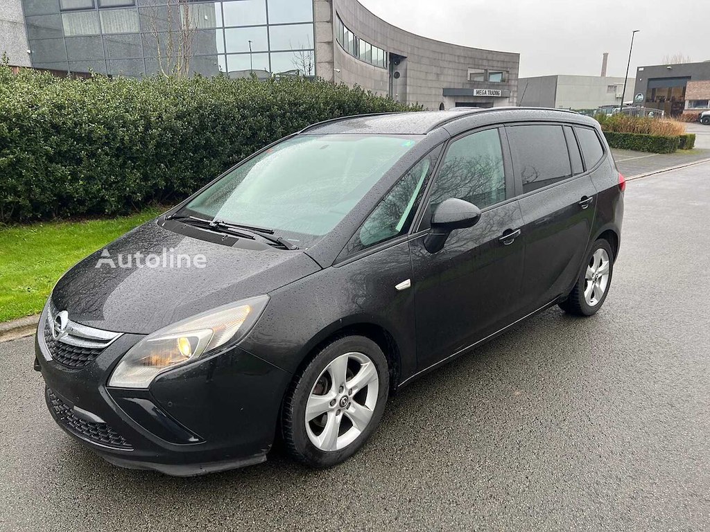 Prodaje se Opel ZAFIRA TOURER minivan na aukciji