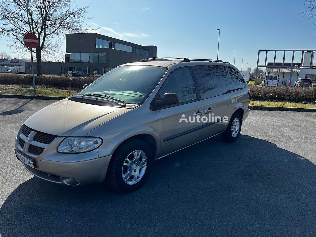 Prodaje se Dodge grand caravan minivan na aukciji