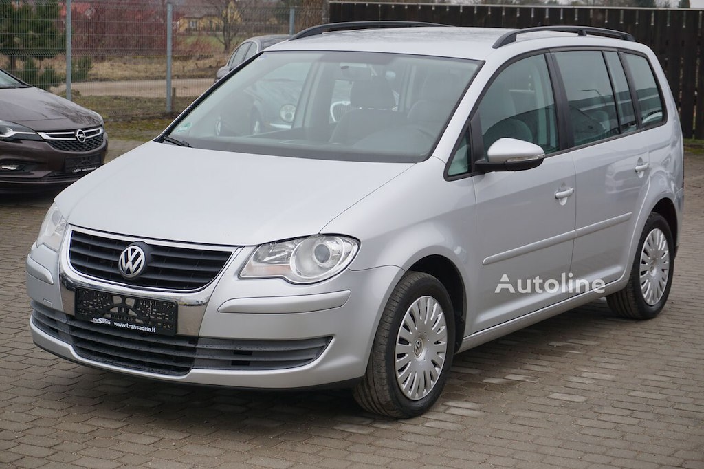 Volkswagen Touran minivan