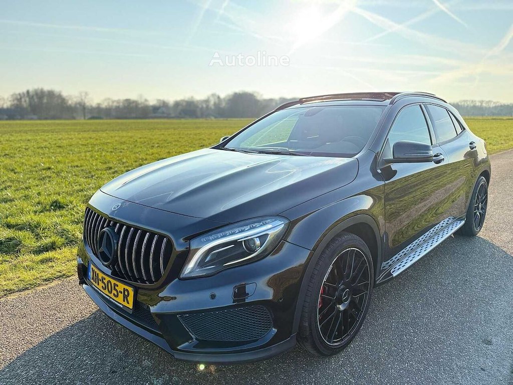 Prodaje se Mercedes-Benz GLA-klasse krosover na aukciji