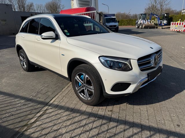 Mercedes-Benz GLC 350 e 4Matic OFF-ROAD LEDER / PANO / AHK / krosover