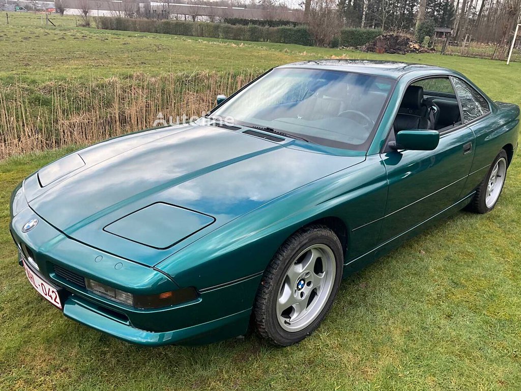 Prodaje se BMW 850I oldtimer sedan na aukciji