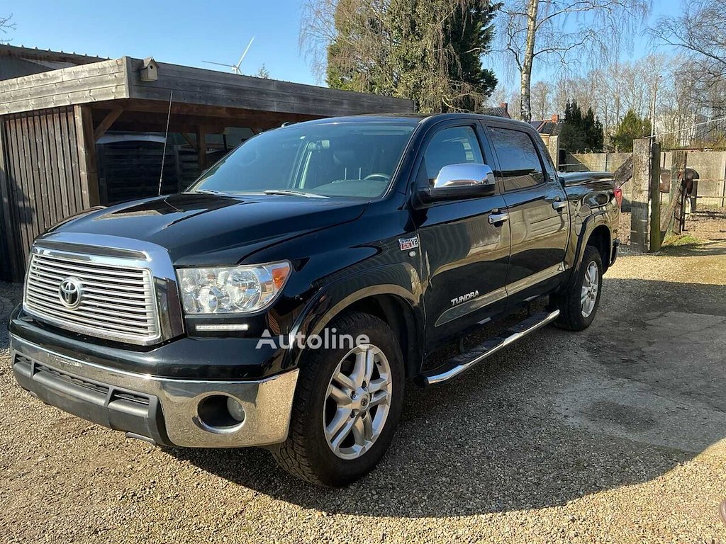 Prodaje se Toyota Tundra pikap na aukciji