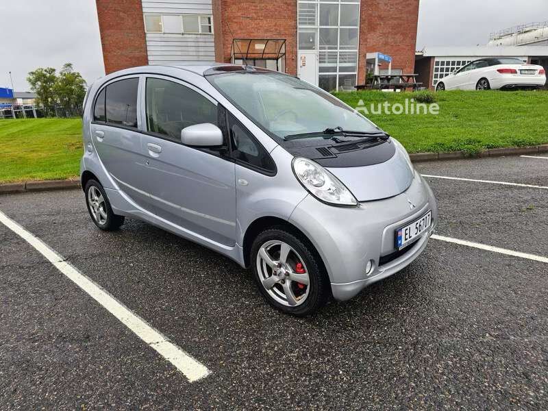 Prodaje se Mitsubishi I-miev hečbek na aukciji