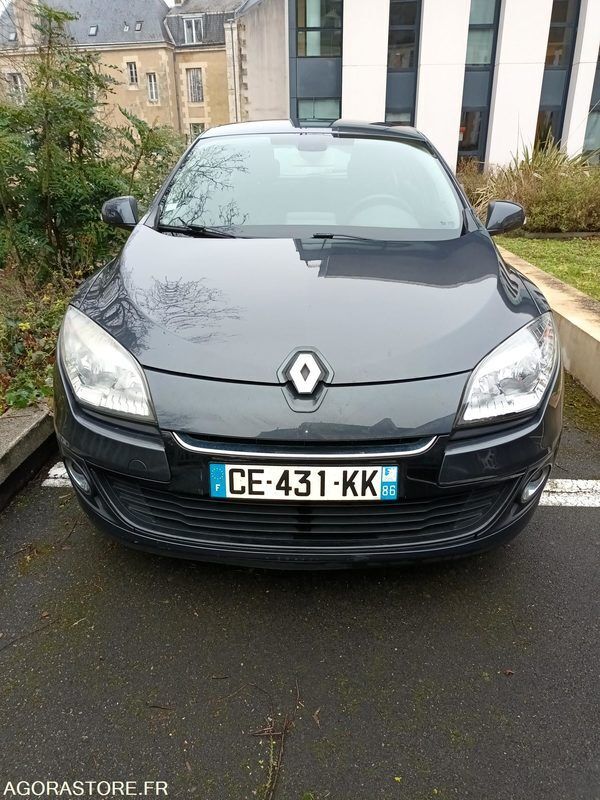 Prodaje se Renault MEGANE hečbek na aukciji