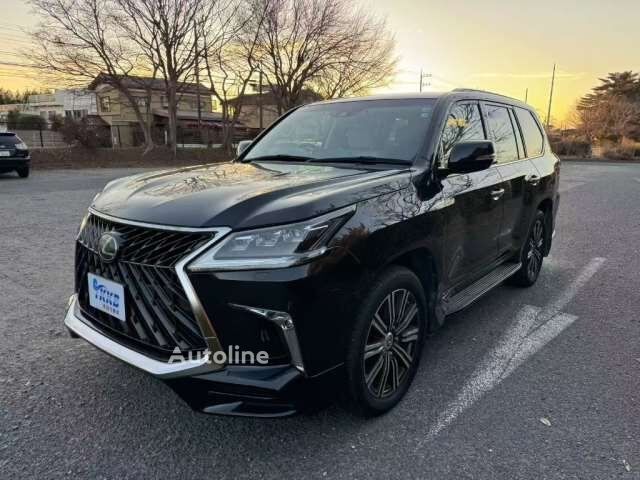 Lexus LX terenac