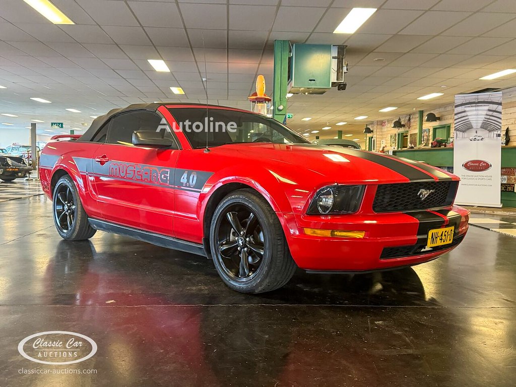 Prodaje se Ford Mustang kabriolet na aukciji