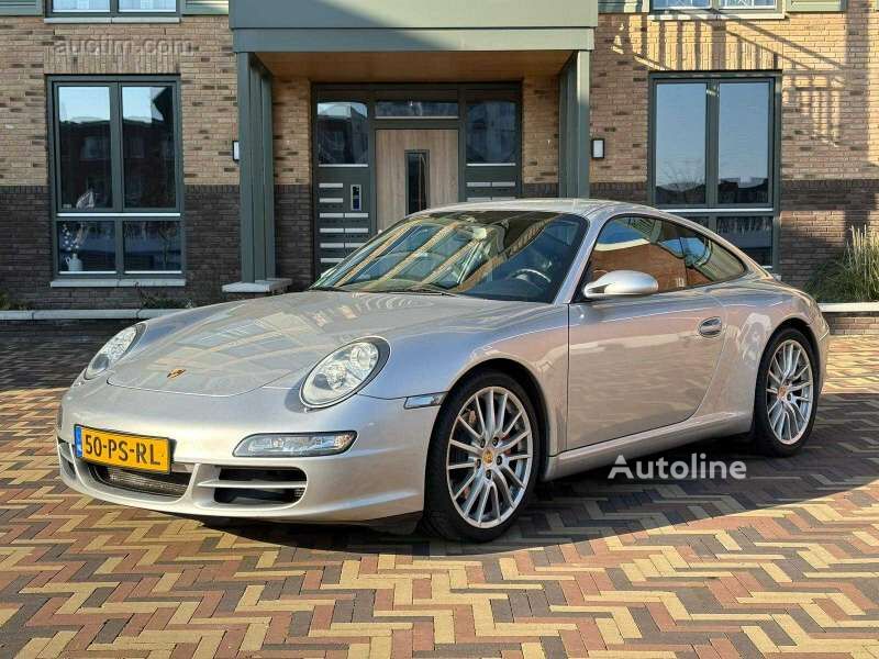 Prodaje se Porsche 911 3.8 Carrera S kupe na aukciji