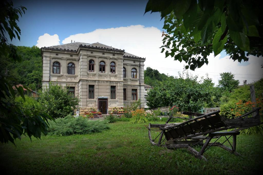 Plaža
prevoz od/do aerodroma
Country house Dunjin Konak