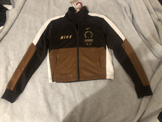 Novi NIKE duks XS