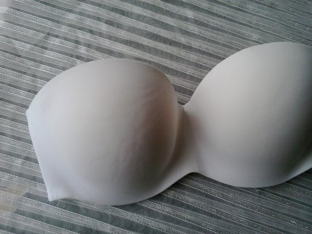 Hunkemoller samodrzeci brus bez bretela, vel.75 D/E