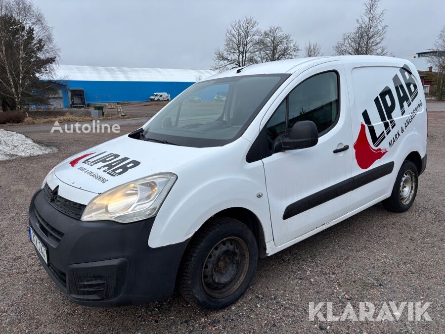 Prodaje se Citroen Berlingo 1.6 BlueHDi 8v laki furgon na aukciji