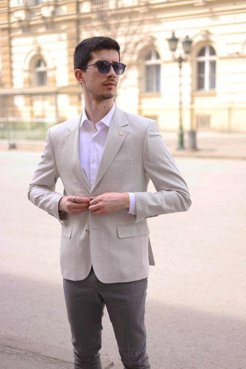 Bež Sako