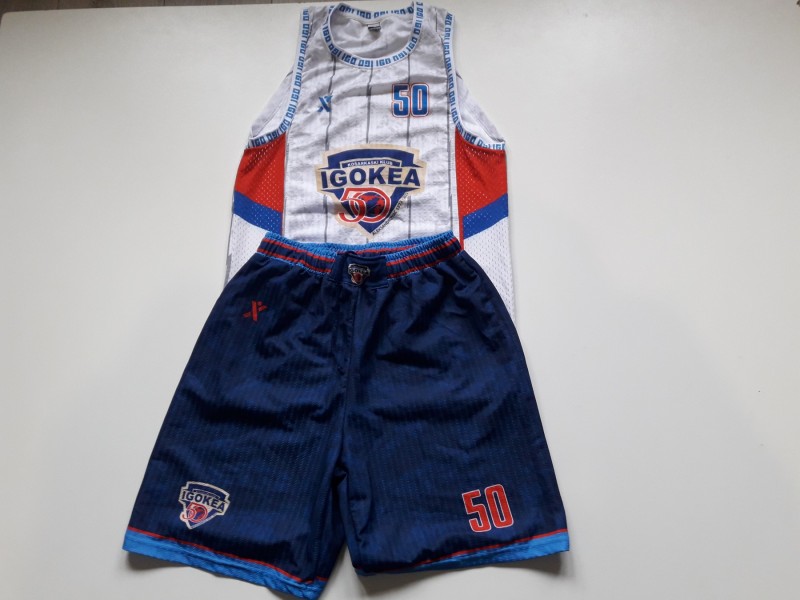 Kosarkaski dres i sorc IGOKEA beli vel M