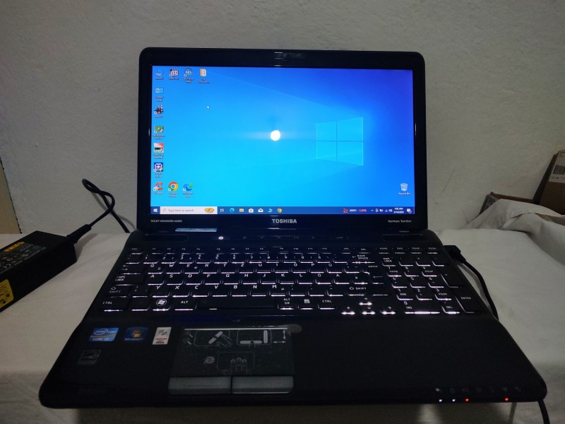 i7 2670QM,8gb ddr3,GT 540M 2 GB,SSD 256 gb nov Kodak