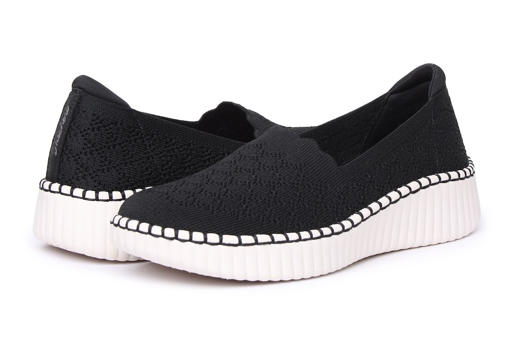 Skechers 
Slip on patike
- Wilshire Blvd