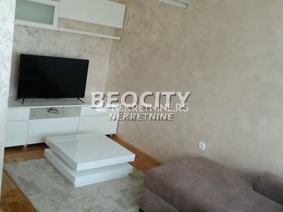 Novi Sad, Liman 4, Sime Matavulja, 0.5, 28m2, 400EUR