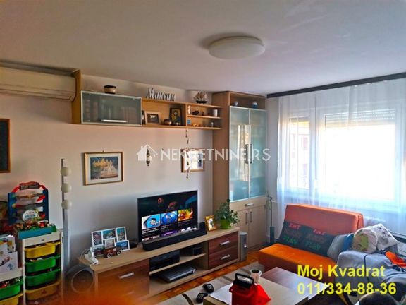Voždovac, Braće Jerković - Indire Gandi, 59m2, Indire Gandi