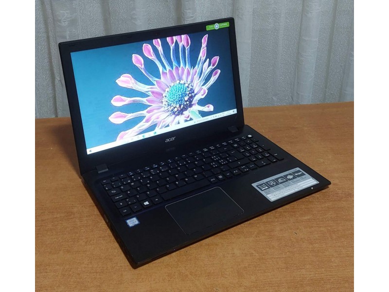 Acer Aspire F5-572/15.6"/i5-6200U 6.gen/8GB DDR3/1TB