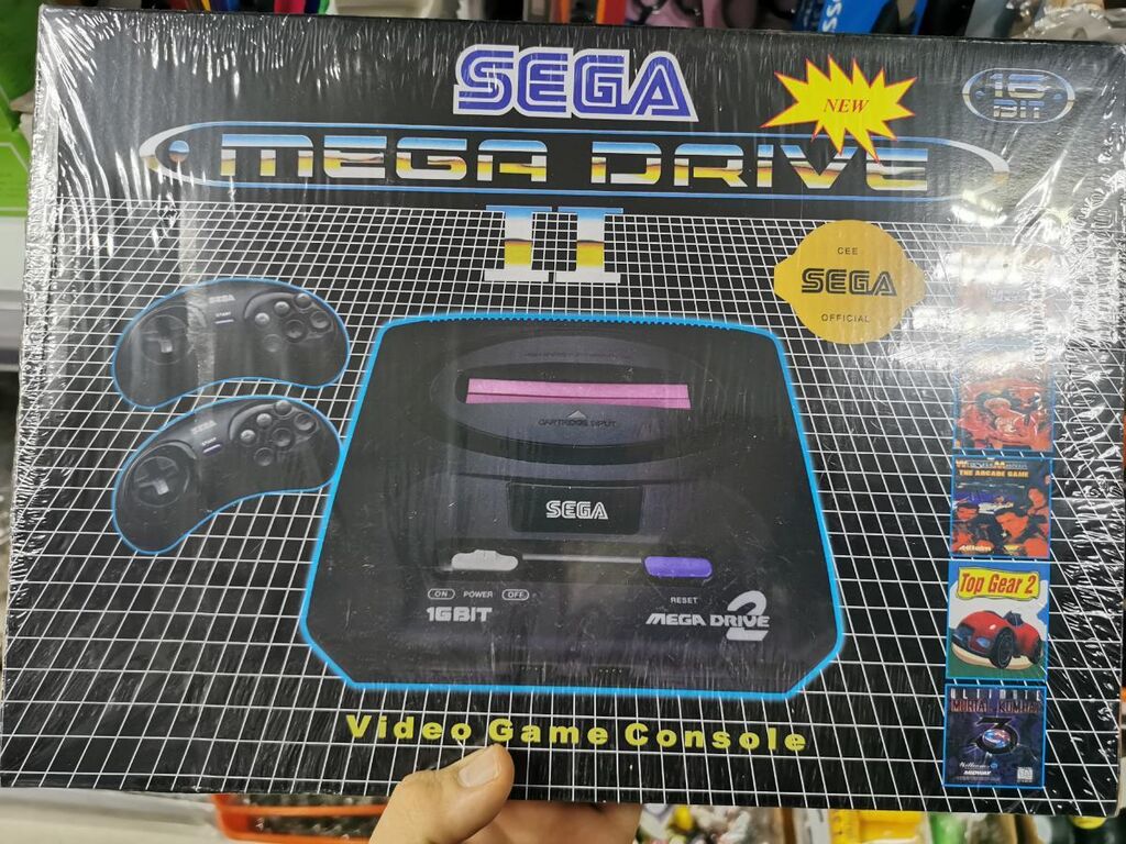 Sega mega konzola za igranje Može da se poveže na tv. Sa džojsticima