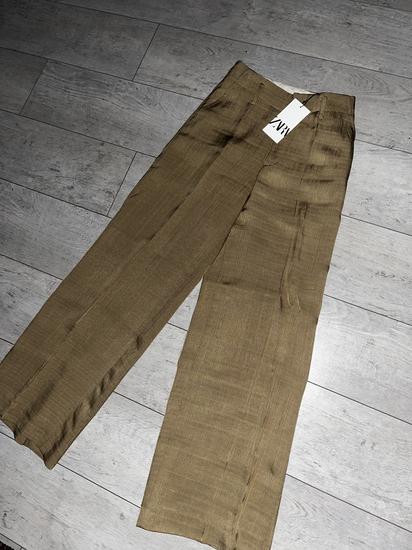 Zara pantalone nove sa etiketom