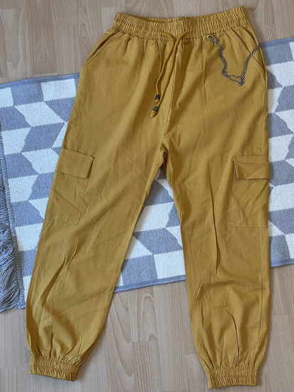 Žute pantalone