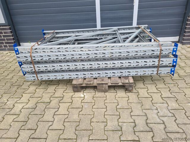 Visoki Bej paleta rack stand
SSI Schäfer Typ: K / Profil: 90x75x2,5mm / 2.000 x 1.100 mm