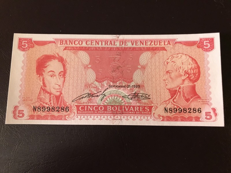 VENECUELA 5 BOLIVARES. UNC.