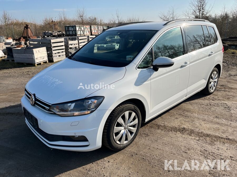 Prodaje se Volkswagen Touran minivan na aukciji