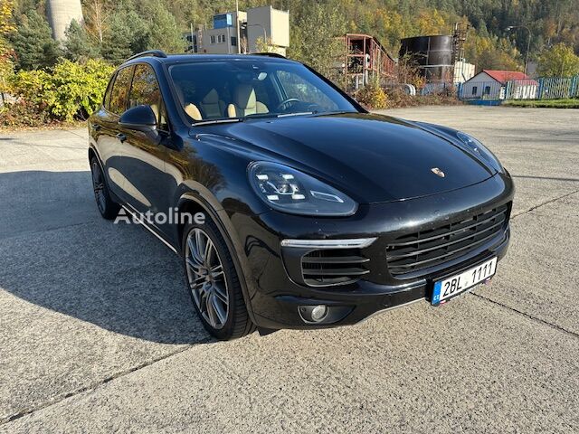 Porsche Cayenne Platinum Edition 4,2 terenac