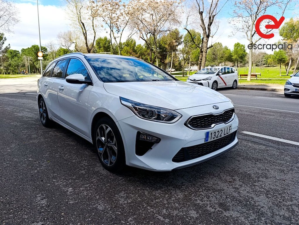 Prodaje se KIA Ceed tourer 1.6 MHEV 136 cv 2020 Hybrid - 1322 LLF karavan na aukciji