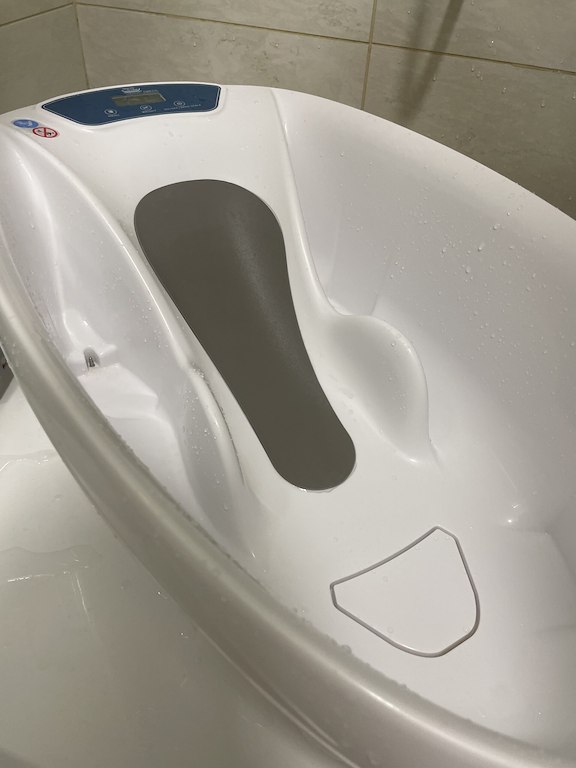 4moms aquascale digitalna vaga sa kadicom
