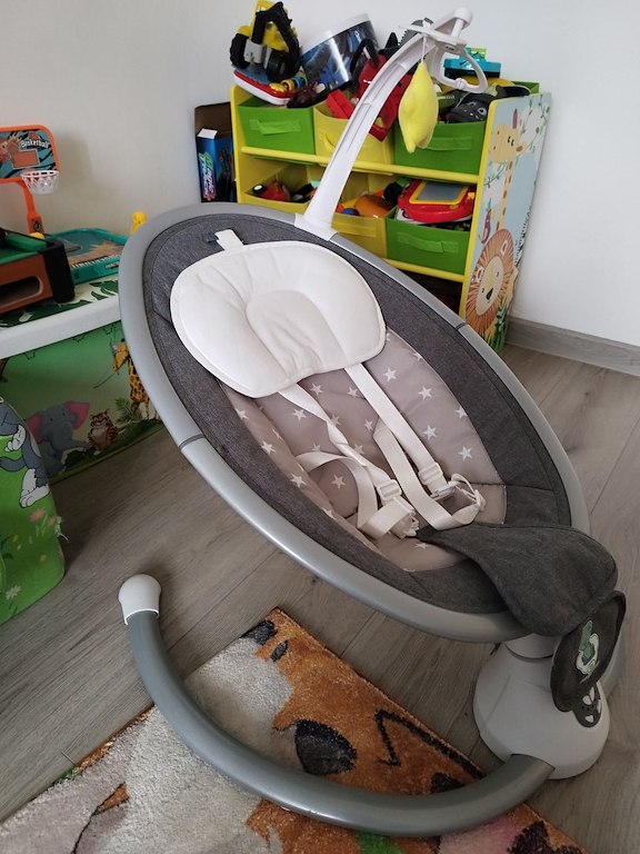 Njihalica ili ljuljaška za bebe do 10 kg