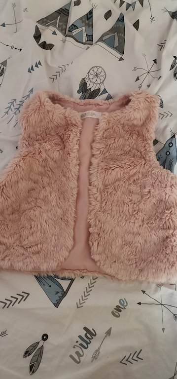 H&M prsluk veličine 116