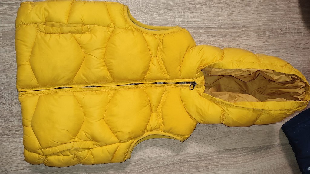 Zara prsluk za dečake