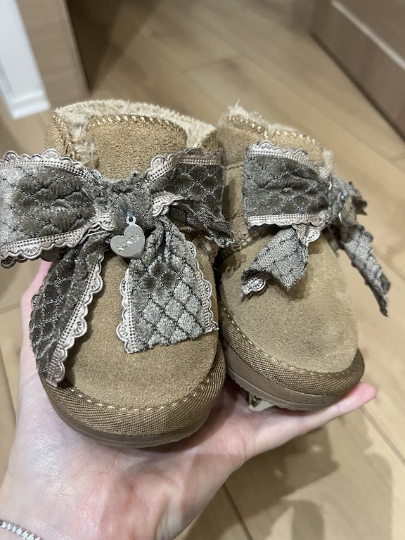Čizmice za bebe