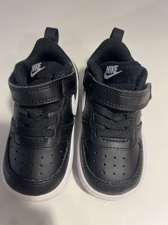 Nike patike za bebu dečaka
