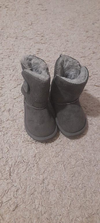 Ugg cizmice