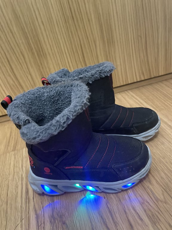 Skechers s- lights- svetleće čizme 28 broj
